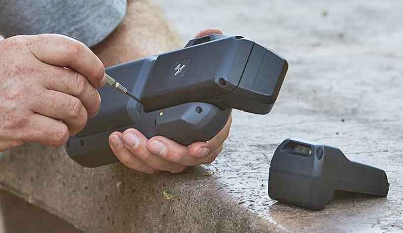 Rugged PC Review.com - Handhelds and PDAs: Trimble Nomad 5